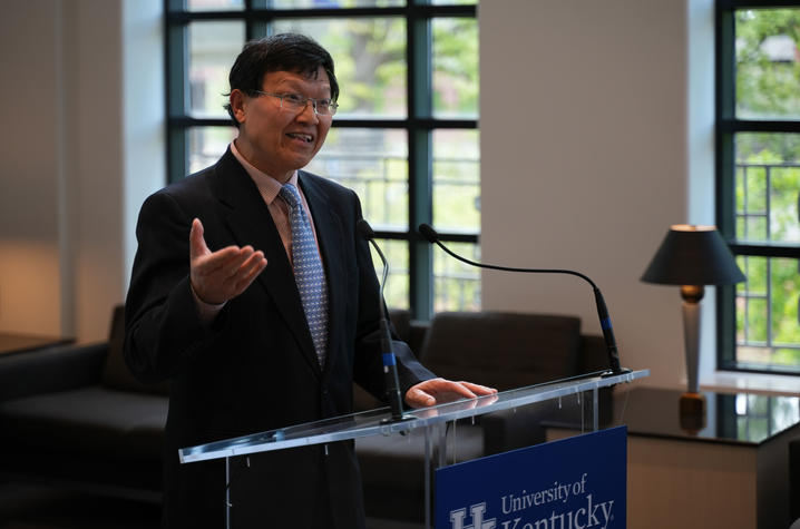 YuMing Zhang honored as a 2023-24 University Research Professor | UKNow